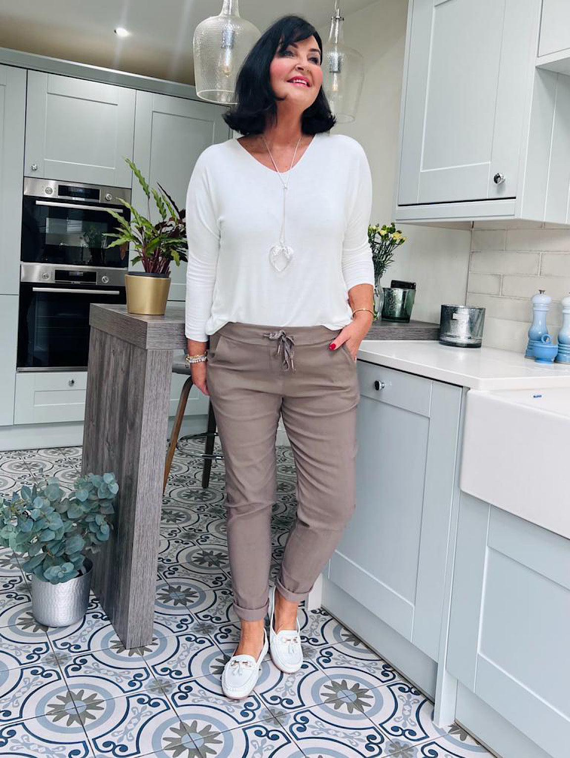 Mocha Magic Trousers – Tillett's