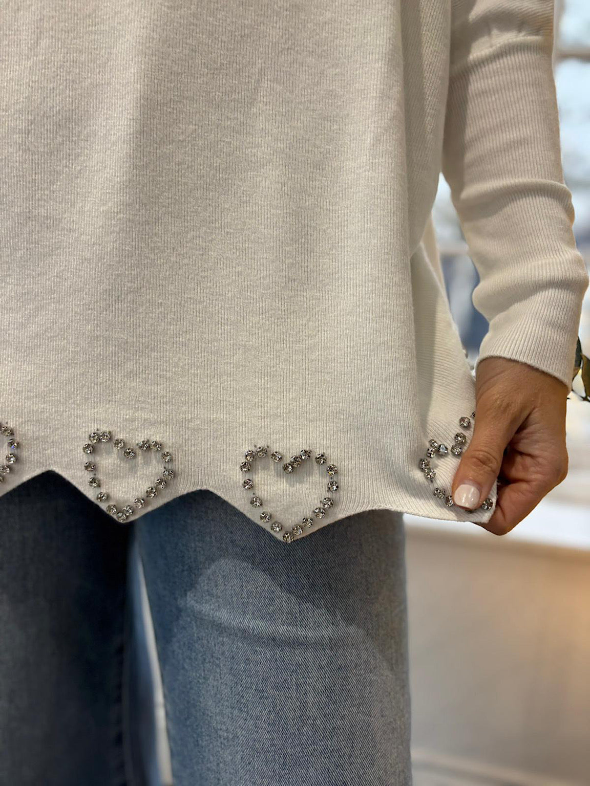 White Heart Trim Top Alice – Tillett's