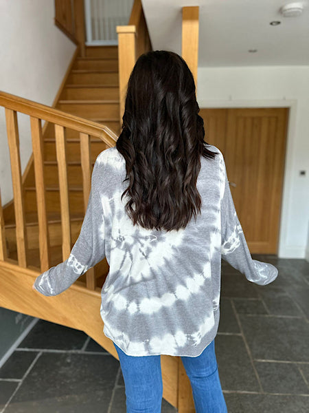 Grey V Neck Tie Dye Knit Sandra – Tillett's
