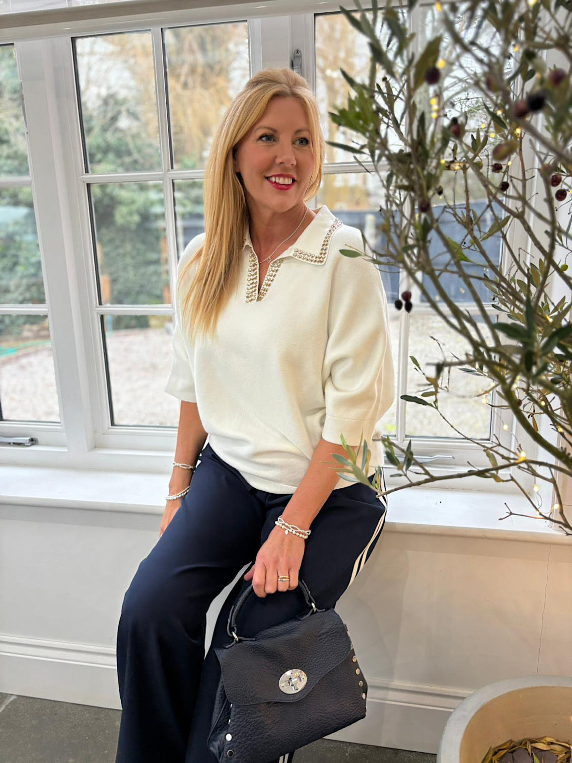 White Relaxed Collared Knit Abbie – Tillett's